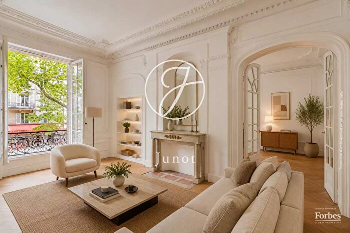 Appartement 8 pièces à vendre - Paris 8ème, Monceau, Malesherbes