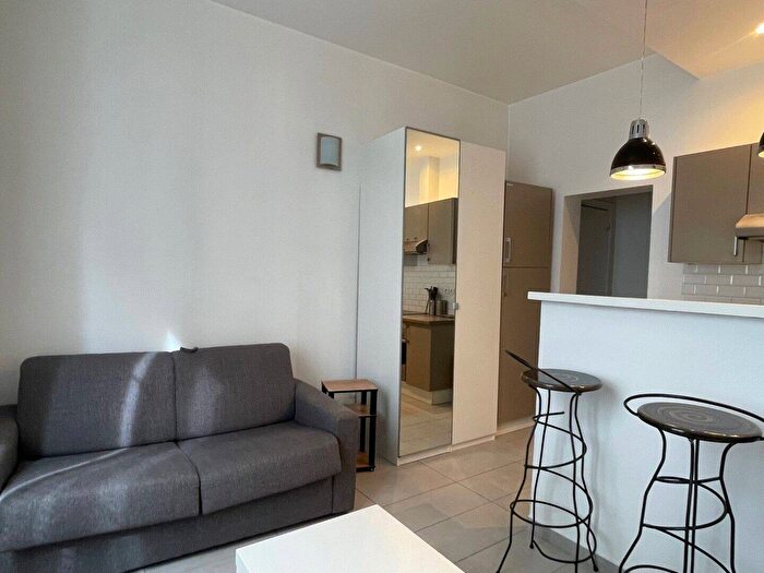 Appartement 1 pièce à Saint Louis, Saint-Mandé, à louer
