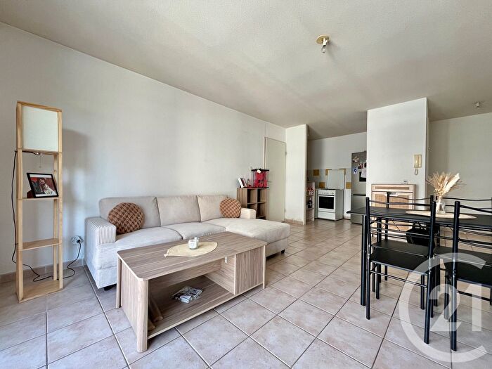 Appartement à louer - Alès, Tamaris - 3 pièces - 2 chambres