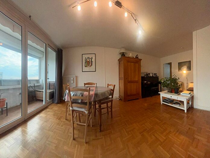 Appartement à vendre - Fontenay-sous-Bois, Plateau - 4 pièces - 3 chambres