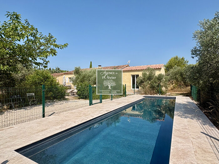 Maison 5 pièces à vendre à Arles, Pont de Crau, Moulès