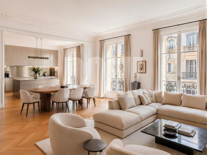 Appartement 4 pièces à Paris 8ème, à vendre