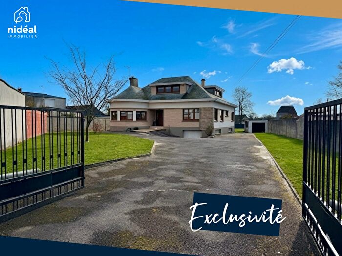 Maison à vendre - Hautmont - 8 pièces - 5 chambres