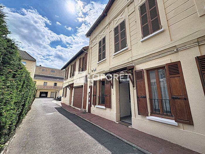 Enghien-les-Bains : Appartement 3 pièces à vendre