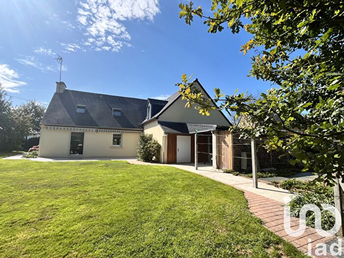 Maison à vendre - Plouër-sur-Rance - 6 pièces - 4 chambres