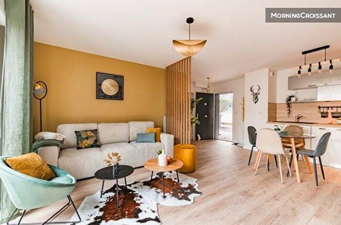 Appartement à louer - Berliet-Gare-Garibaldi, Saint-Priest - 3 pièces - 2 chambres