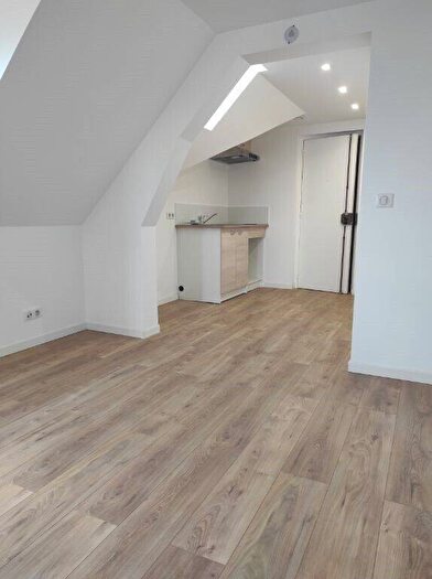 Appartement à louer - Centre Nord, Ormesson-sur-Marne - 1 pièce