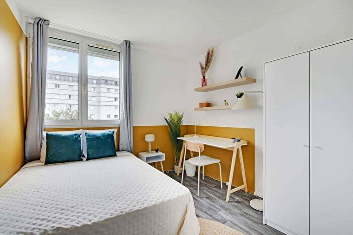 Appartement 1 pièce à louer à Hauts Fossés-Esslières-Sorières, Le Kremlin-Bicêtre