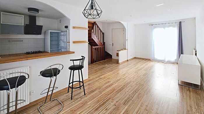 Maison à vendre - La Ville-du-Bois - 4 pièces - 3 chambres