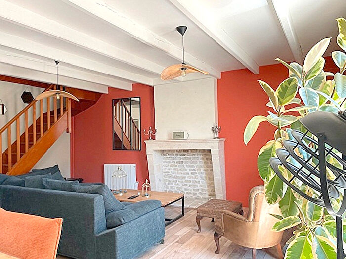 Maison à vendre - Saint-Jean-de-Liversay - 5 pièces - 4 chambres