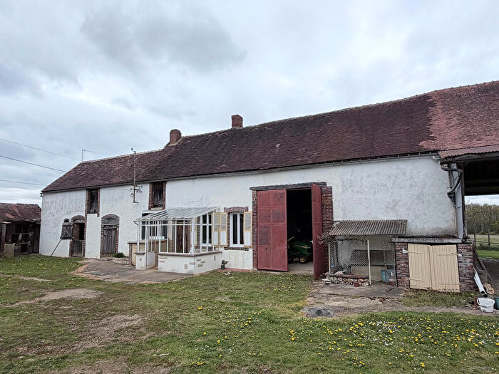 Maison 1 pièce à Les Bordes, à vendre