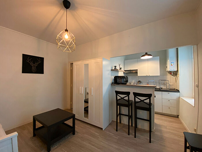 Appartement à louer - Brest, Kérinou, Saint-Luc - 1 pièce