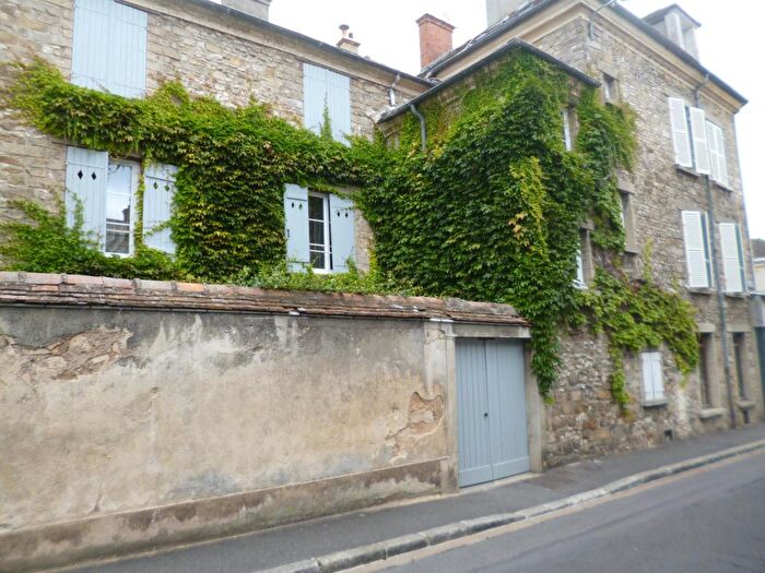 Appartement 2 pièces à Fontainebleau, Constance, Fleury, à louer