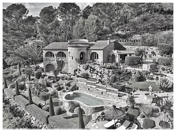 Maison à vendre - Lorgues - 5 pièces - 3 chambres