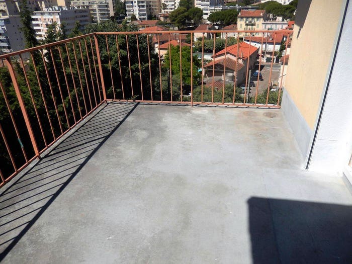 Appartement 2 pièces à Le Cannet, à louer
