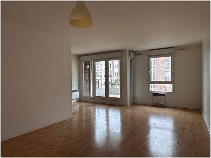 Appartement 3 pièces à Lille, Centre-ville, Euralille, à louer