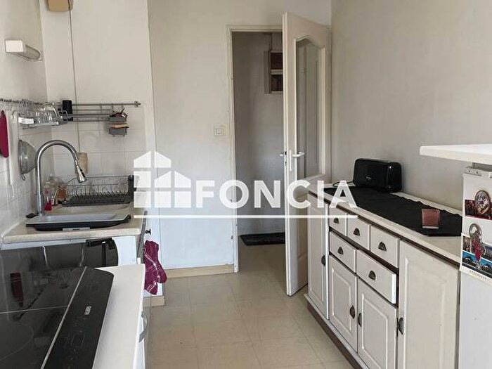 Appartement à louer - Madeleine-Saint Léonard-Justices, Angers - 3 pièces - 2 chambres