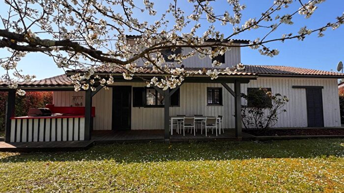 Lège-Cap-Ferret : Maison 5 pièces à vendre
