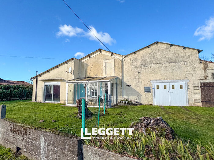 Maison à vendre - Vernoux-en-Gâtine - 5 pièces - 2 chambres