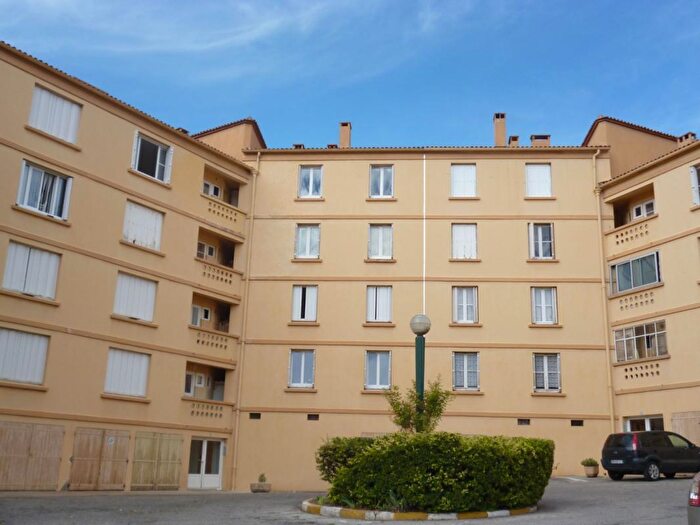 Appartement à louer - Brignoles, Extension années - - 3 pièces - 2 chambres