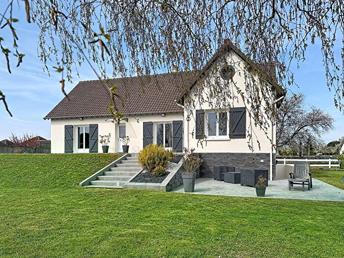 Maison à vendre - Saint-Dyé-sur-Loire - 6 pièces - 4 chambres