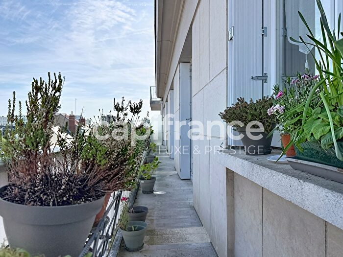 Appartement 6 pièces à Tours, Lakanal, Strasbourg, à vendre
