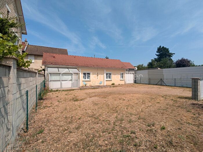 Maison à louer - Montargis, Verdun, Viroy - 3 pièces - 2 chambres