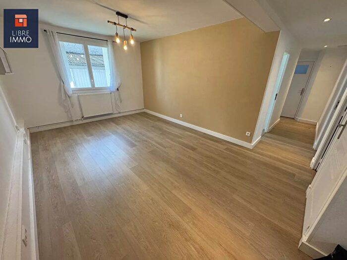 Appartement à louer - Pau, Centre-ville - 4 pièces - 3 chambres