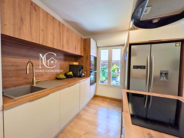 Appartement 3 pièces à vendre à Roquebrune-sur-Argens, La Bouverie