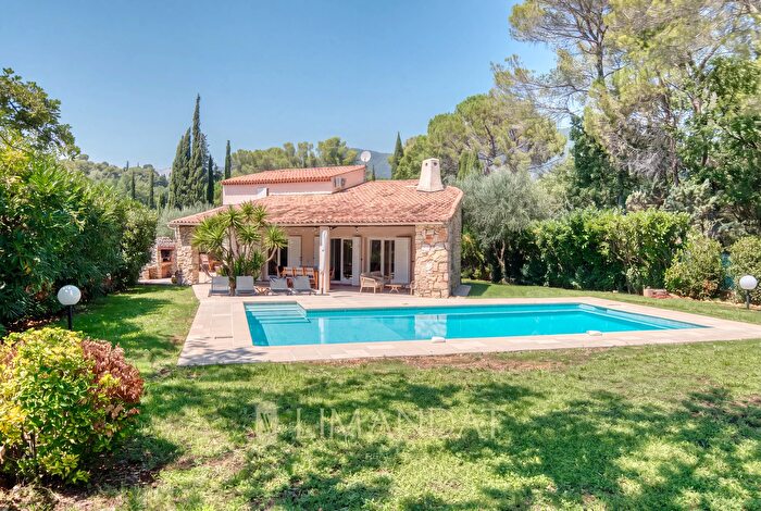 Maison 7 pièces à louer à Valbonne, Val de Cuberte, Les Parés, Les Peyrouos