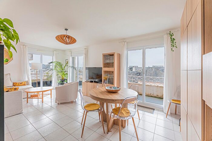 Tours, Saint-Symphorien : Appartement 4 pièces à vendre