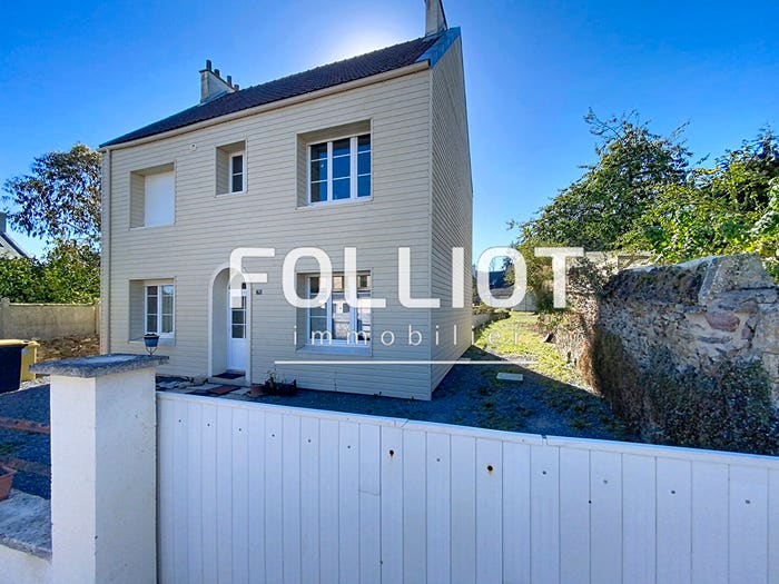 Maison 6 pièces à vendre à Saint-Laurent-de-Condel