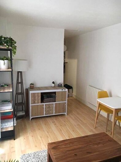 Appartement 2 pièces à Clignancourt-Jules Joffrin, Paris 18ème arrondissement, à louer