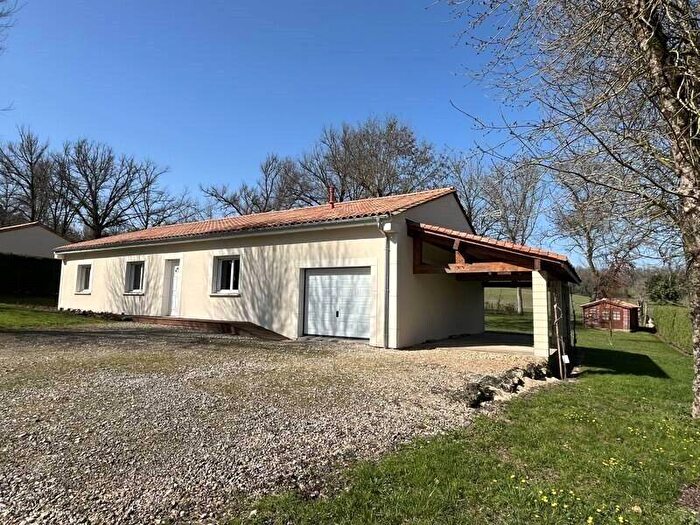 Maison à louer - Vanxains - 4 pièces - 3 chambres