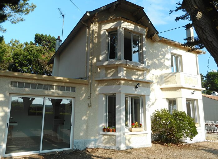 Maison à vendre - Saint-Michel-Chef-Chef - 5 pièces - 4 chambres