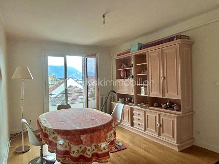 Appartement à vendre - Annecy, Romains - 3 pièces - 2 chambres