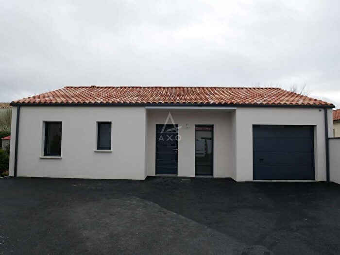 Boufféré : Maison 4 pièces à louer