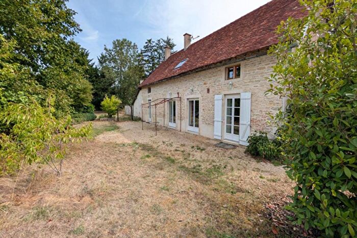 Maison 7 pièces à vendre à Beire-le-Châtel