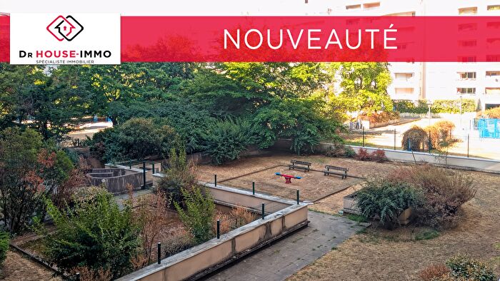 Villeurbanne, Charmettes : Appartement 3 pièces à vendre