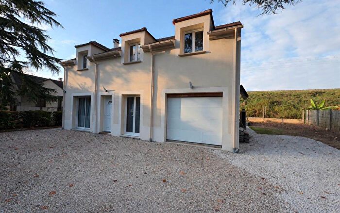 Maison à vendre - Roinville - 6 pièces - 5 chambres