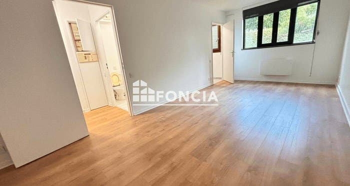 Epinettes, Issy-les-Moulineaux : Appartement 1 pièce à louer