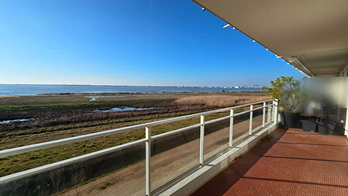 Appartement à vendre - Saint-Brevin-les-Pins, Centre-ville, Stade - 2 pièces - 1 chambre