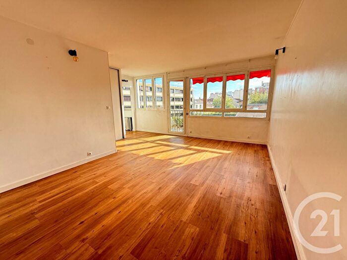 Appartement 4 pièces à Fontenay-sous-Bois, Centre-ville, à vendre