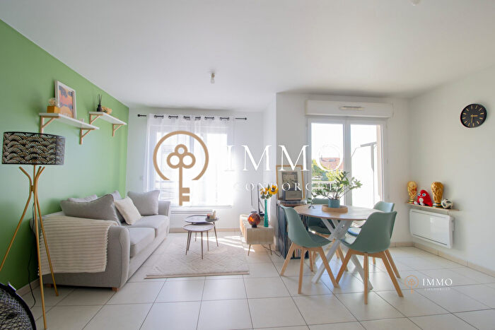 Appartement 2 pièces à Fresnes, Lumière, Liberté, à louer