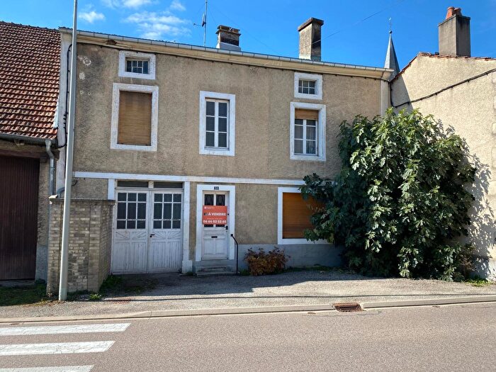 Maison à vendre - Coussey - 7 pièces - 3 chambres