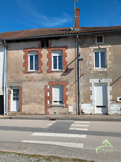 Maison à vendre - Saillat-sur-Vienne - 4 pièces - 3 chambres