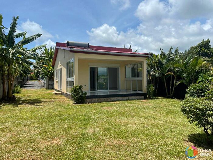 Maison à louer - Sainte-Marie - 3 pièces - 2 chambres