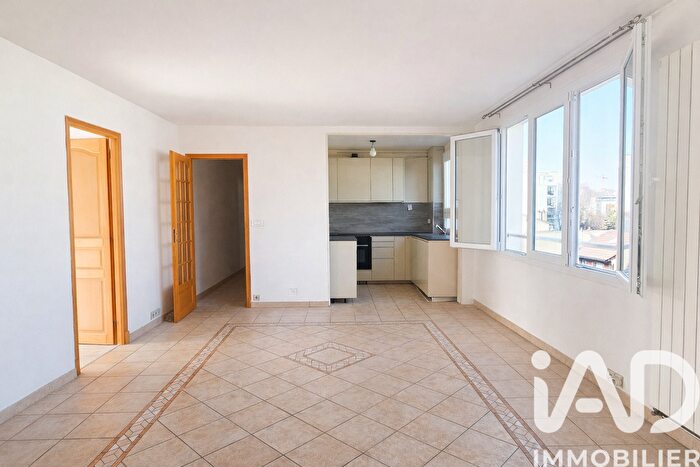 Appartement à vendre - Issy-les-Moulineaux, Les Iles, La Ferme - 3 pièces - 2 chambres