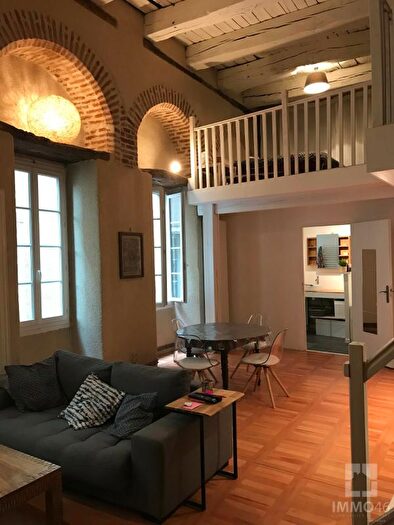 Cahors, Centre-ville : Appartement 2 pièces à louer