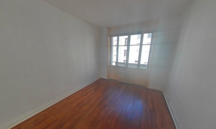 Appartement à louer - Lyon e , Jean Macé - 3 pièces - 2 chambres